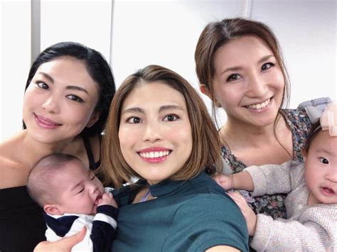 Sayukiさんのインスタグラム写真 Sayukiinstagram「今日はチカチカとかおりんと子連れエステ 最新リフトアップマシンの