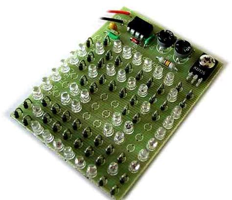 NE555 Ile 10X10 Led Animasyon Devresi Flip Flop