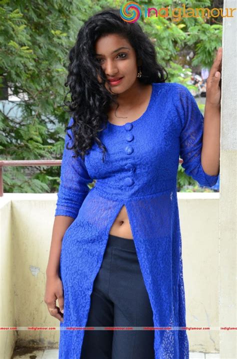 Gayathri Actress Hd Photos Images Pics And Stills 432200