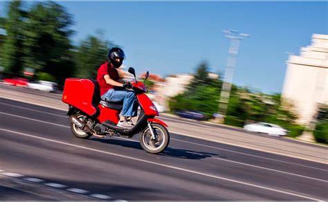Qué características debe tener una moto para delivery
