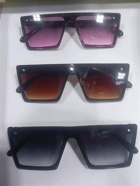 Wayfarer Sunglasses At Best Price In New Delhi By Hk Store Id 2853599113788