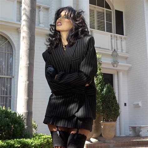 Pin By Rebecca Jolius On Halloween Fashion Outfits Stylish Outfits