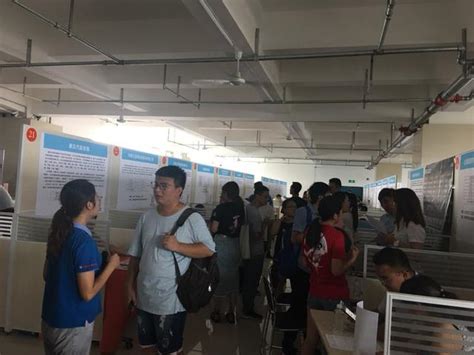 2018年內蒙古自治區離校未就業高校畢業生暑期系列專場招聘會開幕 每日頭條