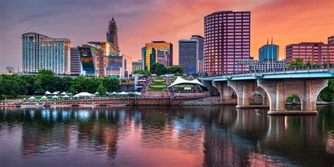 Top 6 Hartford Suburbs To Live In Apartmentguide