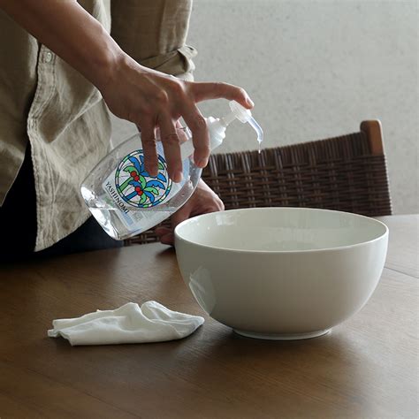 木製テーブルがベタベタする原因は 正しい拭き方を解説します 家具インテリア Re CENOリセノ