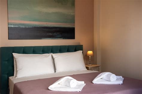 Blue Ark Acropolis Compass ΕΝ Blue Ark Your Bnb In Greece