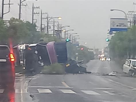 【事故】20代女性の軽自動車が横転したトレーラーの下敷きになりぺしゃんこにされ死亡 茨城県常総市水海道渕頭町 国道294号線 まとめダネ！
