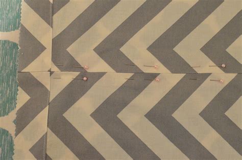 How To Insert A Centered Zipper Weallsew