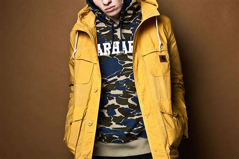 Каталог одежды Carhartt товары из США (джинсы и рюкзаки)