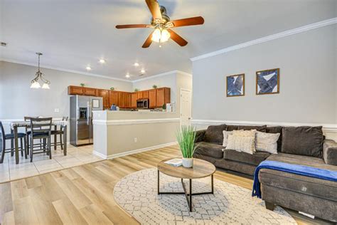 Charming Greensboro Townhouse With Back Patio Greensboro Updated