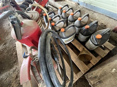 Fire Extinquishers Fuel Nozzle Transmission Hydraulic Jugs 10 Gear Oil Pail
