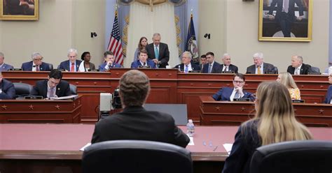 Cnbc Daily Open Us Treasury Yields Might Continue Rising If Trumps