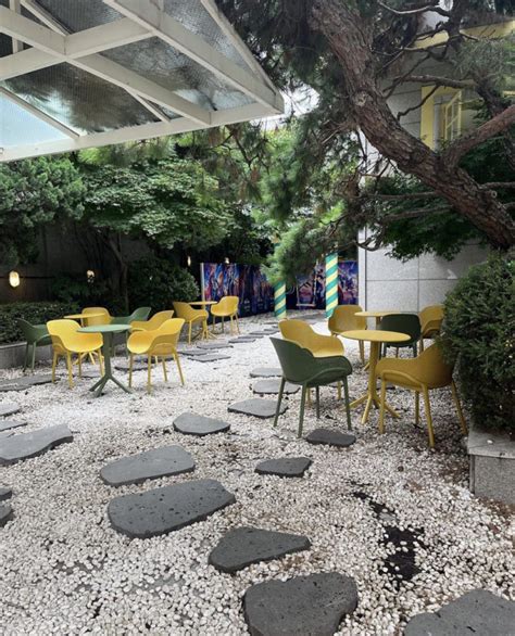 Koo Wook Hee Cafe Dessert Shop With A Swing And Freshly Baked Cookies