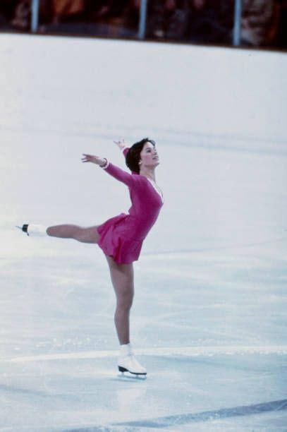 Dorothy Hamill 70s Photos And Premium High Res Pictures Artofit