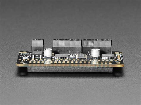 Adafruit Dc And Stepper Motor Bonnet For Raspberry Pi Hat Placas