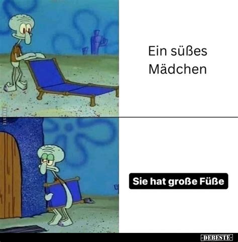 Ein Süßes Mädchen Sie Hat Große Füße Debestede