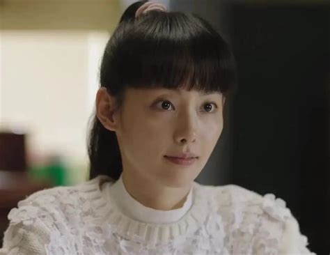 同樣是老公「出軌」，把洪欣和張嘉倪放一起看，差距一目了然 壹讀