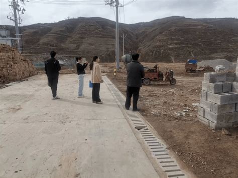 称钩驿镇纪委：严督实查促整治，助推“垃圾革命”见实效工作环境督查