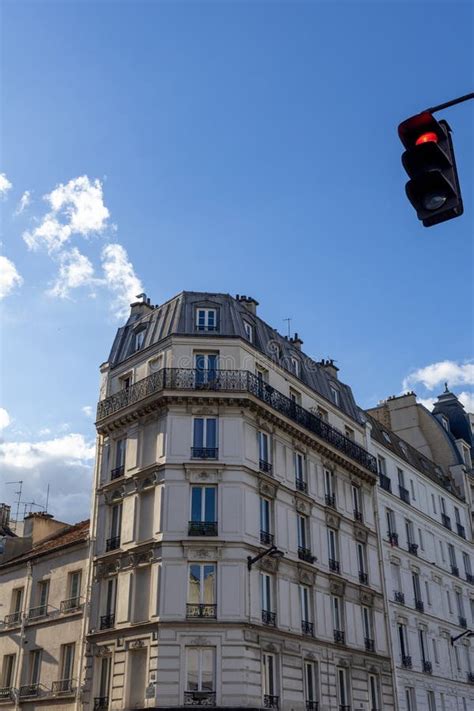 Fachada De Un Edificio Foto De Archivo Imagen De Viejo 357478356