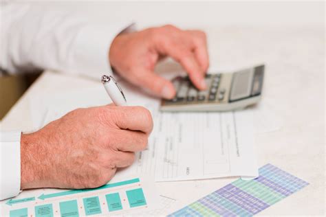 Como reduzir impostos da empresa o planejamento tributário Ulhôa