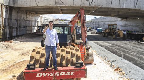 Eduardo Pimentel Vistoria Obras Da Linha Verde Em Curitiba