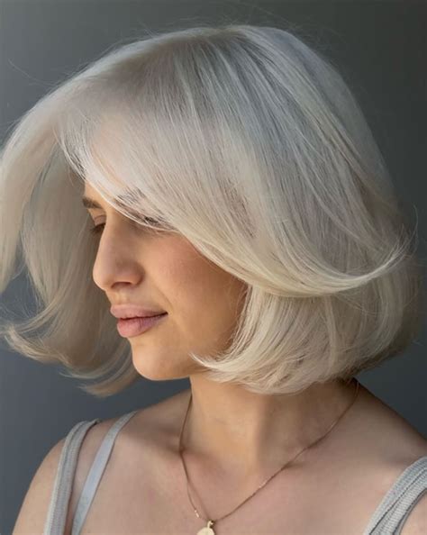35 Medium Bob Haircuts That Are Always In Style Golden Balayage Bob