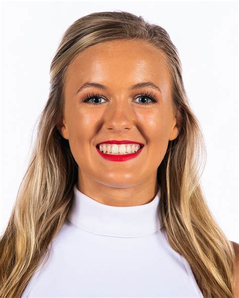 Lauren Wright Spirit Squad 2021 22 University Of Nebraska Official Athletics Website