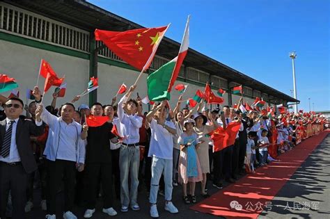 海军第45批护航编队抵达马达加斯加进行友好访问央广网