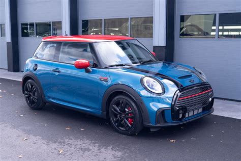 Metallic Blue Mini