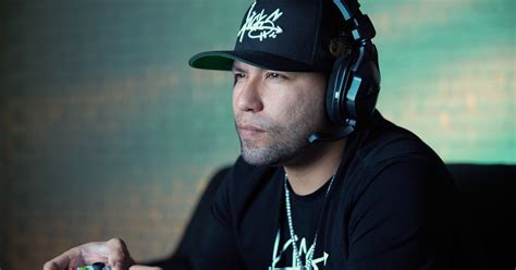 Turtle Beachs New Wireless Headset Works On Playstation Xbox And