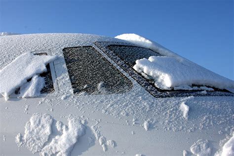 暴雪停飛食宿交通理賠必「背」守則！遇到航班延誤或取消就該這樣做