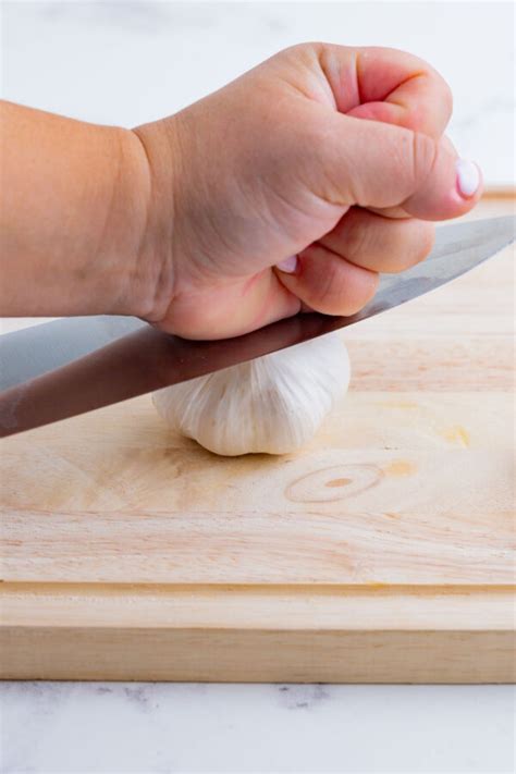 How To Freeze Garlic Cloves Or Paste Evolving Table