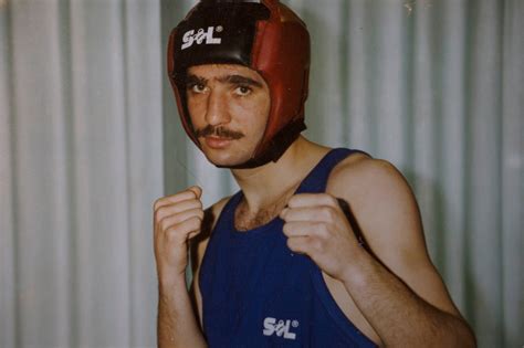 Hes The Last Boxer To Beat Floyd Mayweather Jr And He So Regrets It