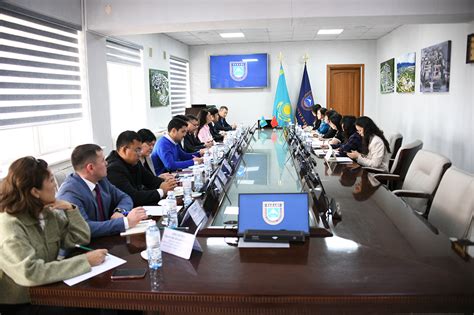 Сиань Цзяотун университеті баспаханасымен байланыс орнайдыfarabi University