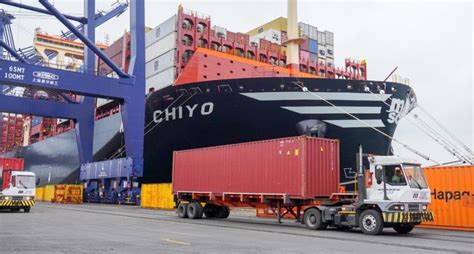 Galería MSC Chiyo atraca a STI y se convierte en el buque de mayor capacidad en arribar a Chile