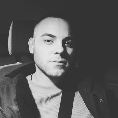Миломир Симић Simic 26 • Threads Say More