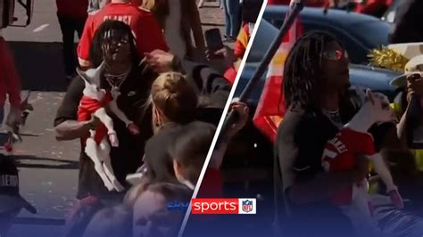 Patrick Mahomes The Goat Isiah Pacheco Carries Goat With Mahomes