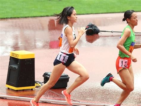 陸上・駅伝 慶應・樺沢和佳奈、1500mと5000mで表彰台 最後のインカレで見せた魂の走り 4years 学生スポーツ