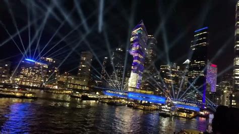 May 2024 ~ Vivid Sydney ， Laser Light Show 😘 Youtube