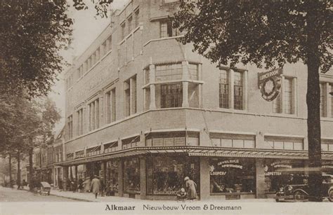 Een Supermarkt In Het Voormalige V En D Gebouw Erfgoed Alkmaar
