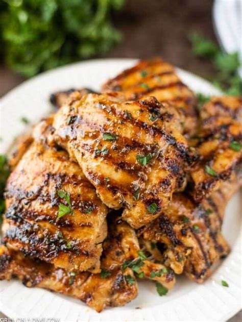 Easy Grilled Boneless Skinless Chicken Thighs