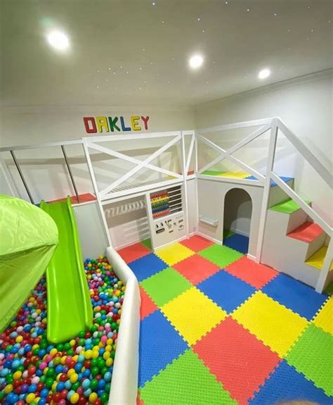 Indoor Castle Playhouse 15 Fun And Cool Indoor Playhouse Ideas For