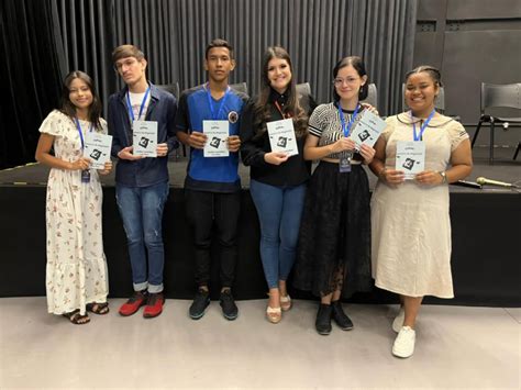 Alunos Da Rede Pública Estadual Lançam Livro De Contos E Poemas Seduc