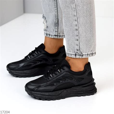 Кросівки — ціна 1000 грн у каталозі Кросівки Купити жіночі речі за