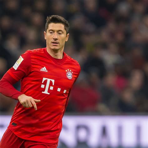 Bayern Munich Chief Robert Lewandowski Could Beat Gerd Mullers 40