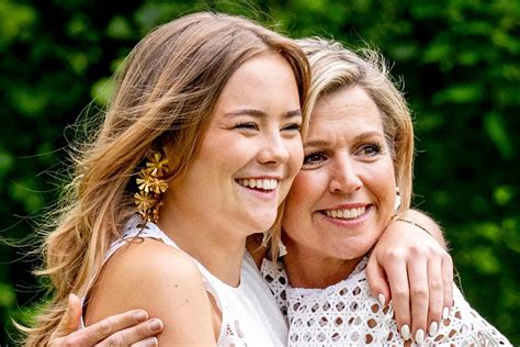 Königin Máxima Mit Prinzessin Ariane Reist Sie Zur Em In Die Schweiz Galade