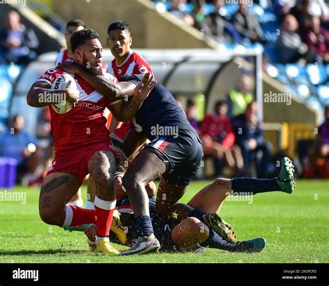 Halifax England 8th October 2022 Addin Fonua Blake Of Tonga Tackled