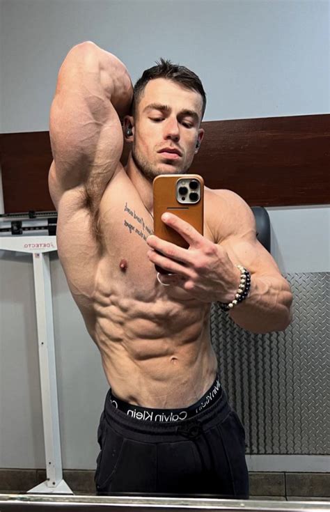 Muscle Cow On Twitter Rt Musclejacking Muscle Hunk Alex Gibson 🇺🇸
