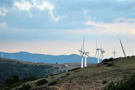 Ανεμογεννήτριες στη Θράκη Επιτακτική ανάγκη η διασφάλιση της ορθής