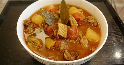番茄紅燒牛肉 食譜與作法 By 小岩井四葉 Cookpad